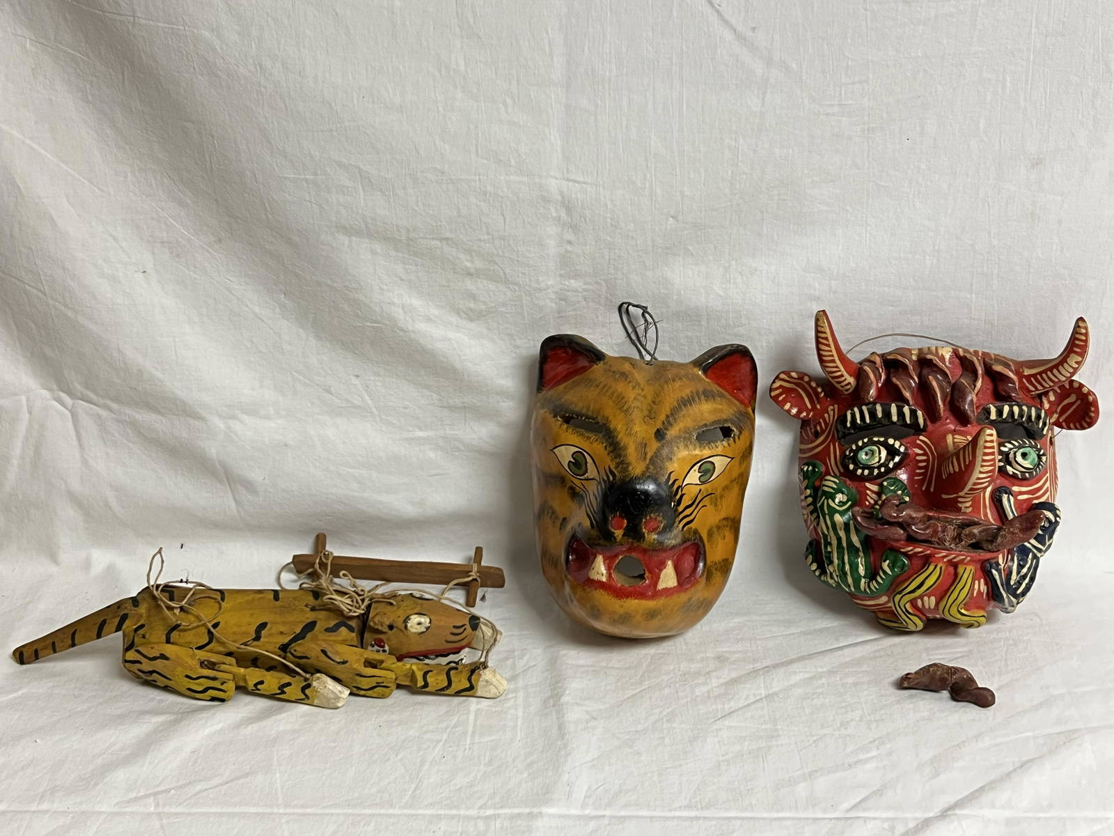 (2)folk Art Dance Guerrero Masks, Puppet - (1)terra Cotta Mask 8'' X 7. ...