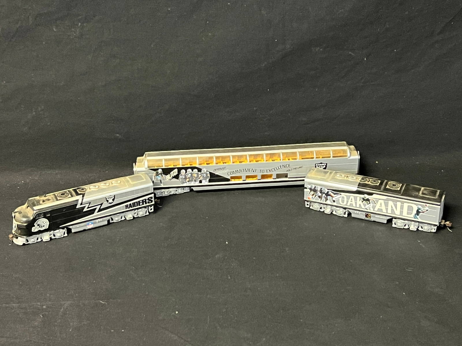 Bachmann Hawthorne Oakland Raiders Train Ho Scale Auction