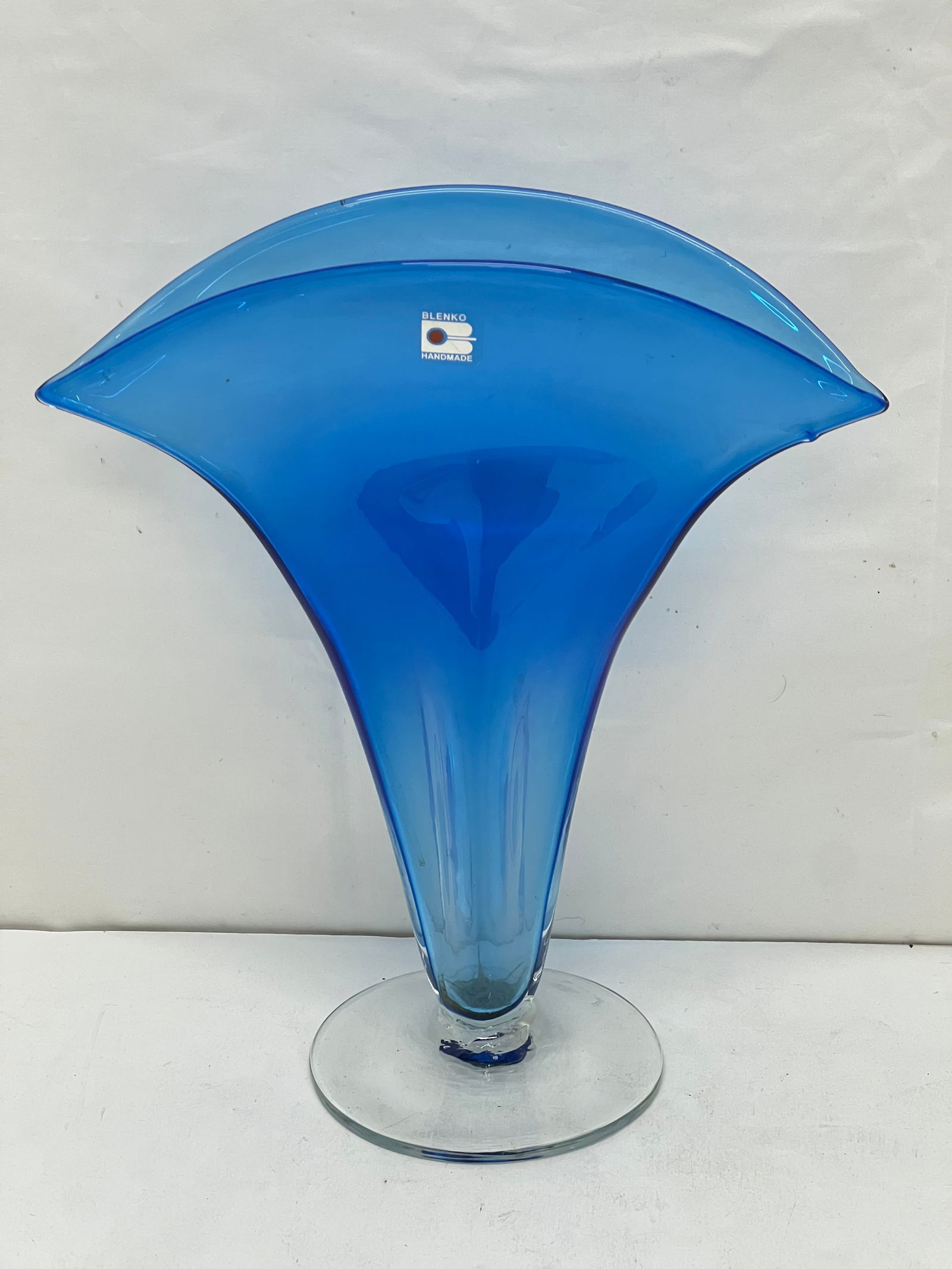 Blenko Glass Handmade Fan Vase W/ Sticker 10.5'' X 12'' - Ocean Blue ...