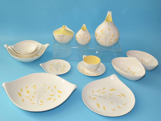 Set Of Mid Century Eva Zeisel Sunglow China