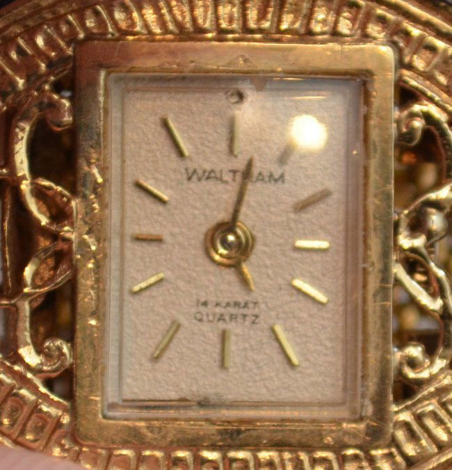 14k Gold Victorian Style Slide Bracelet / Watch : Lot 54