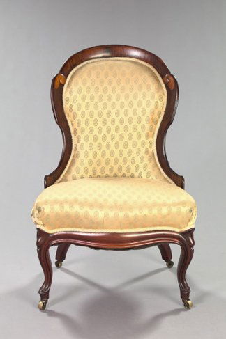 1004: American Rococo Revival Laminated Rosewood Chair