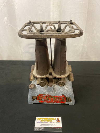 Antique Enameled Cast Iron Beatrice No.33 Portable Paraffin Cooking Stove
