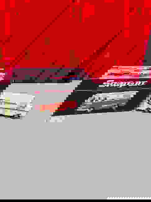 Snap-on 1961' Die Cast 1:34 Scale Divco Step Van & Snap-on Piggy Bank ...