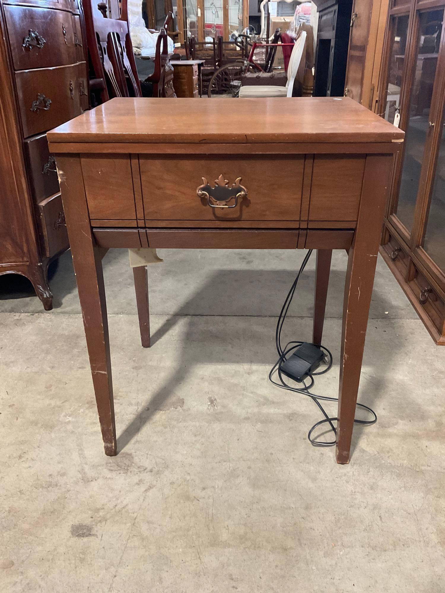 Vintage Singer 6234 Sewing Machine Folding Table W/ Foot Pedal ...