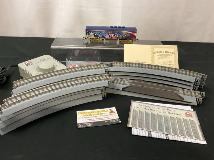 Make America Great Again, Trump Express Train Car Set W/ Track & Pack ...