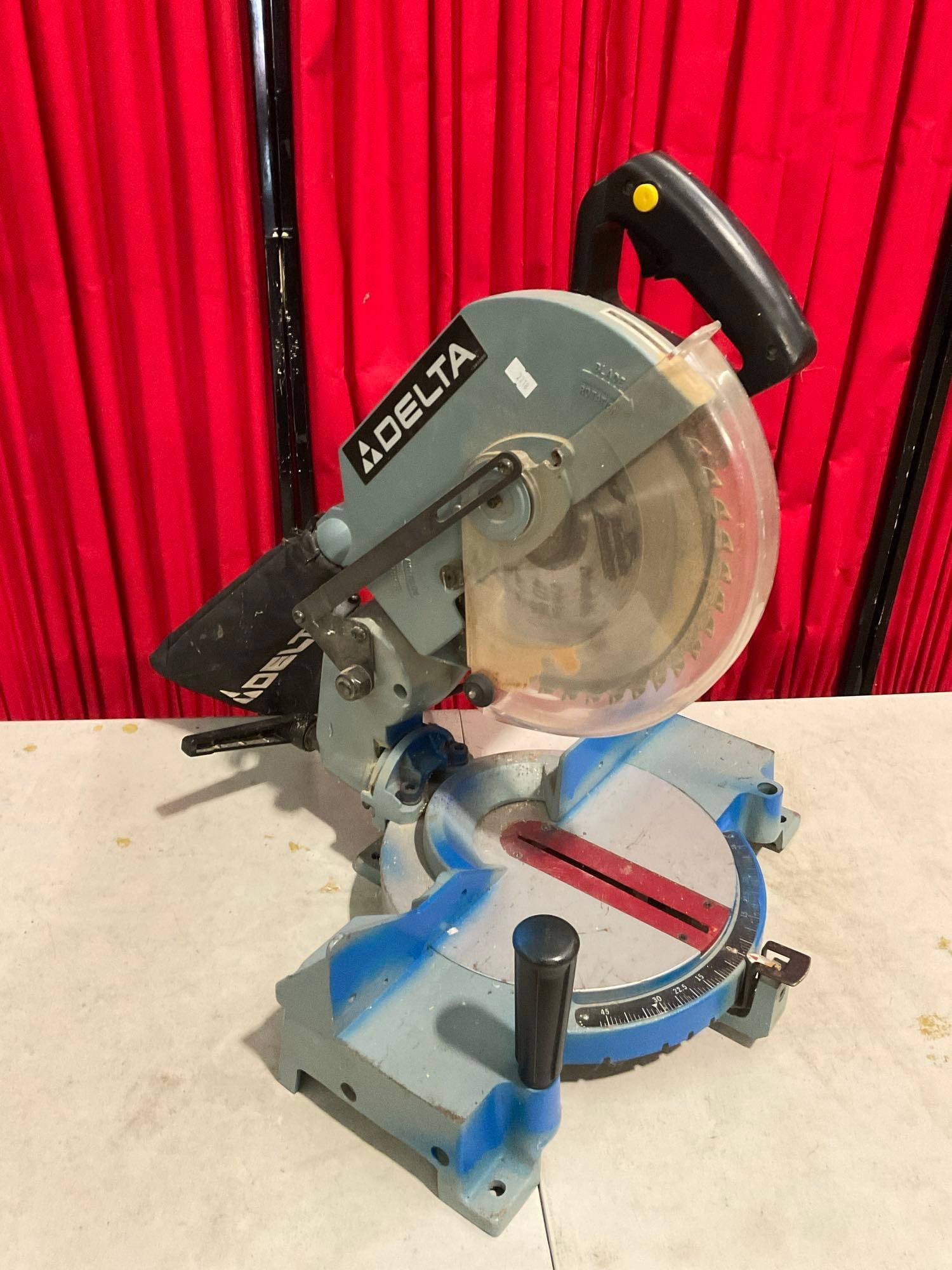 Delta 10" Compound Miter Saw Model# 36-220 Type 3 - Tested & Working ...