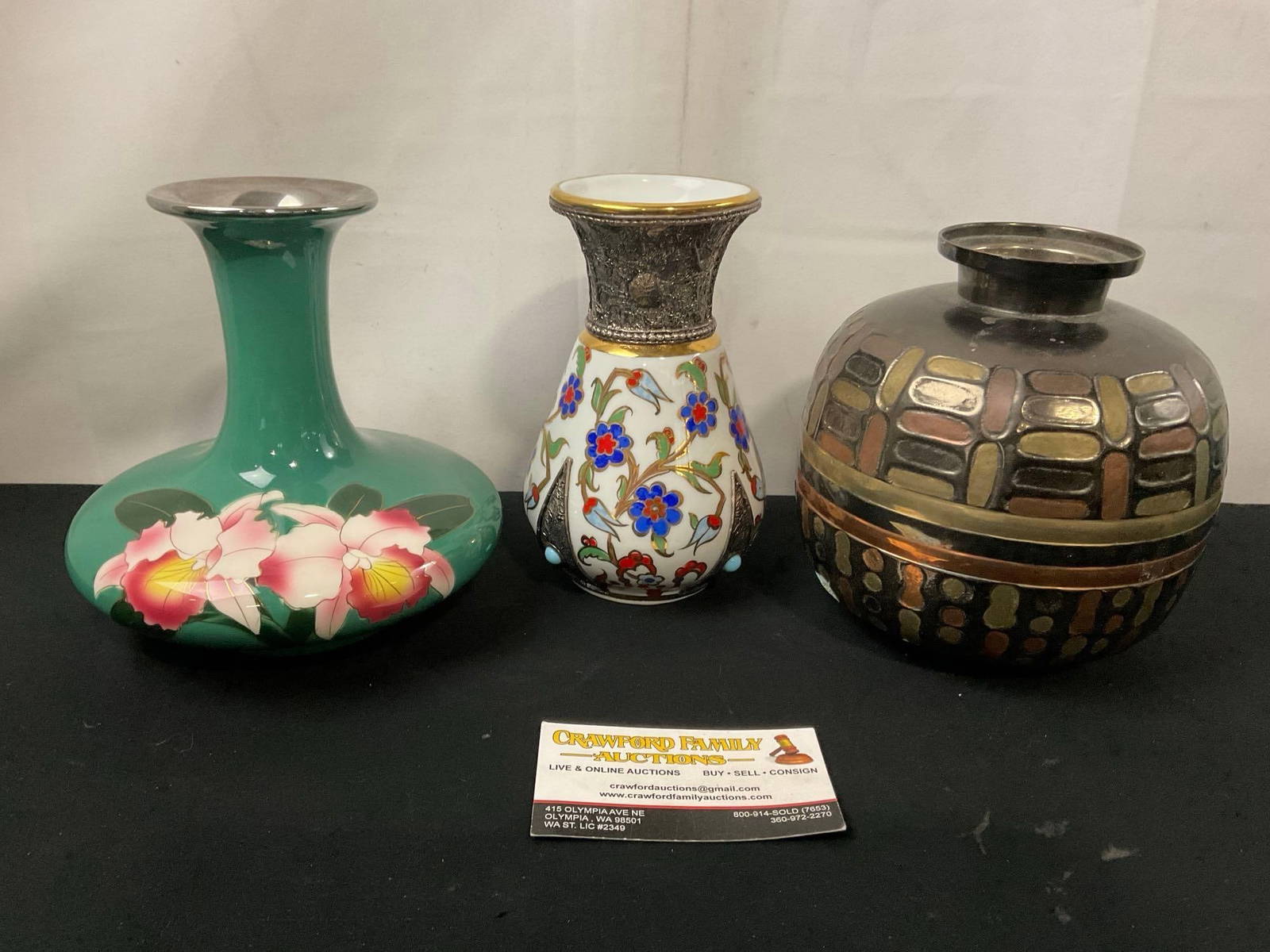 Gural Porselen Turkish Vase, Kokushi Chinese Green & Floral Vase ...