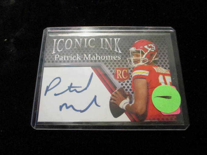 Patrick Mahomes Iconic Ink Signature Card