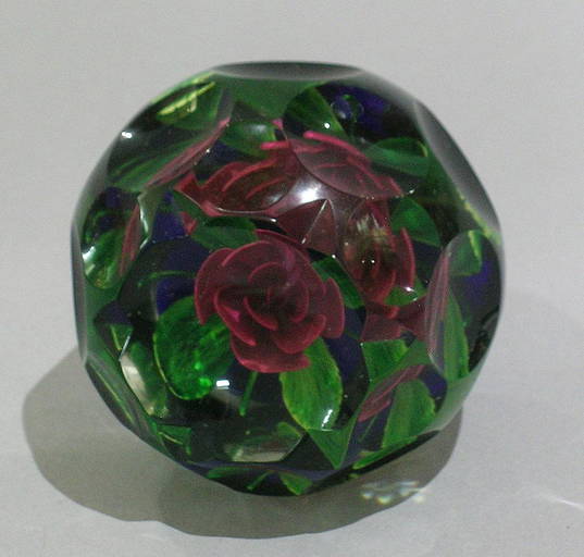 Pairpoint Lampwork Art Glass Faceted Paperweight