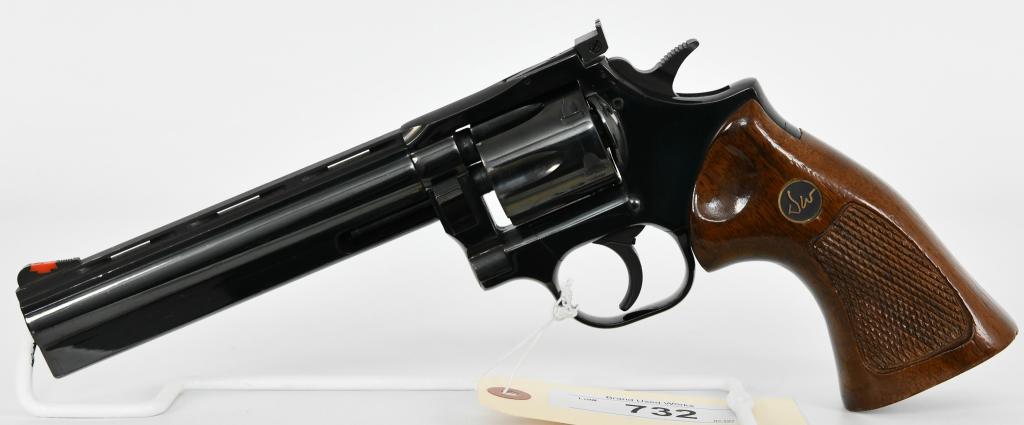 Dan Wesson Model 22 Revolver .22 Lr