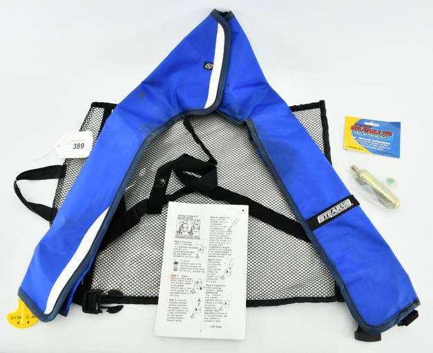 Stearns Model 1131 And 1133 Inflatable Life Jacket (#0389) on Mar 26 ...