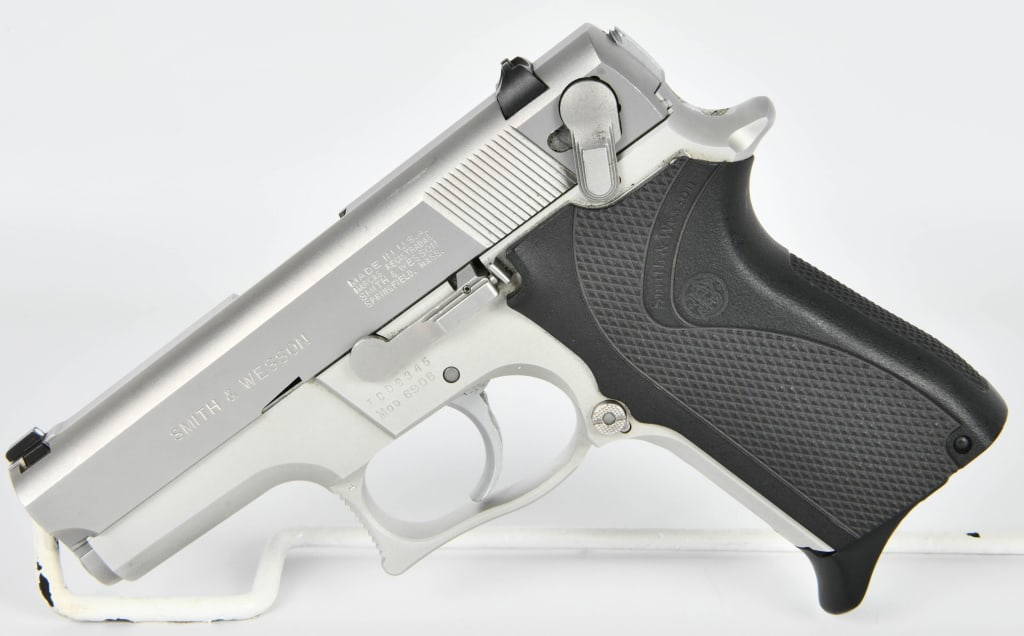 Smith & Wesson Stainless Model 6906 Pistol 9mm Auction