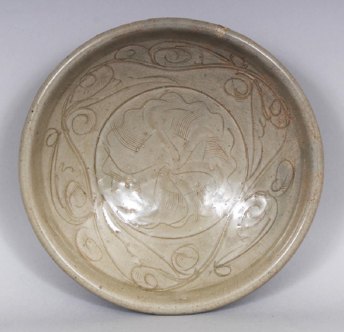 A CHINESE NORTHERN SONG STYLE CELADON CERAMIC BOWL,