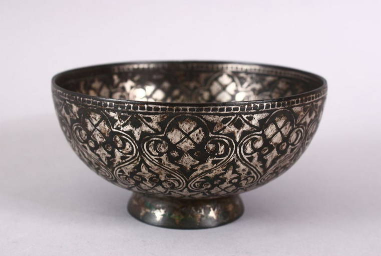 A Fine 19th Century Indian Bidri Silver Inlaid Bowl,