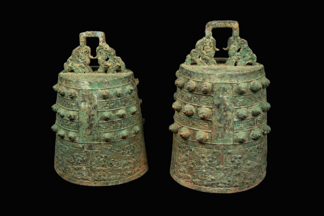 A Pair of Chinese Hang Style Bronze Bianzhong Chimes