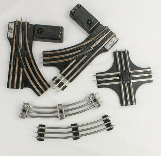 Lot Of Lionel 'o' Gauge Train Tracks