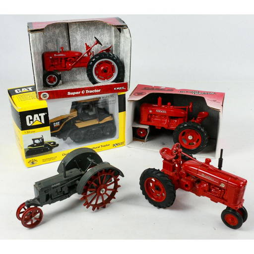 Scale Model Tractors - Apr 07, 2022 | Donley Auctions in IL