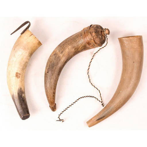 Lot Of 5 Gun Powder Horns & Leather Flask