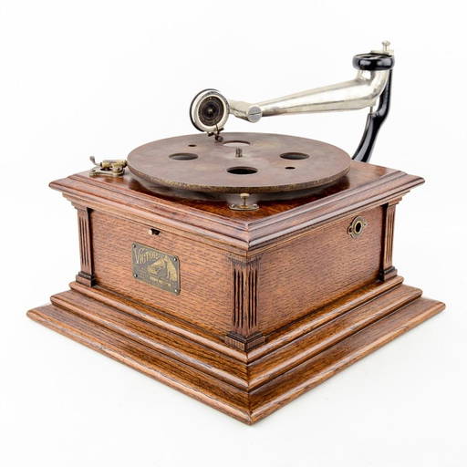 Victor Iii Talking Machine In Oak