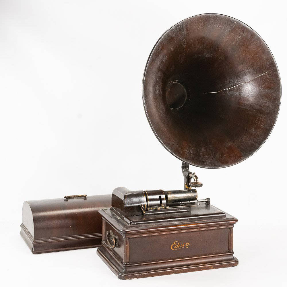 Copper Phonographs & Gramophones for Sale at Auction