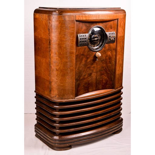 Zenith Console Radio #9 S 367