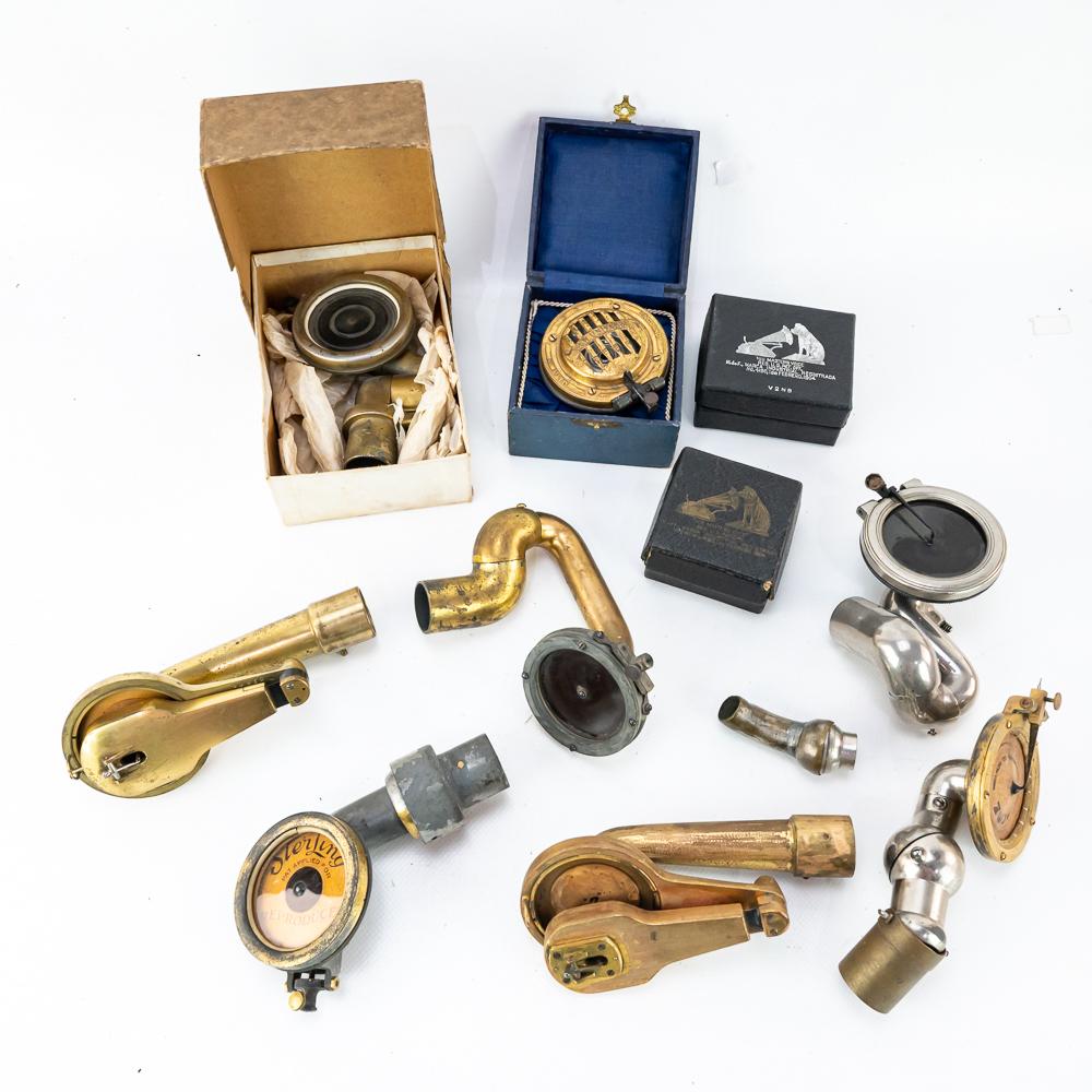 (11) Mixed Lot Phonograph Reproducers And Boxes. Auction