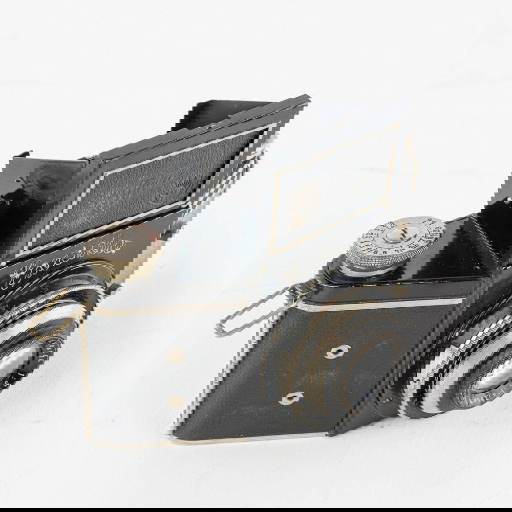 Ihagee Exakta Camera Auction