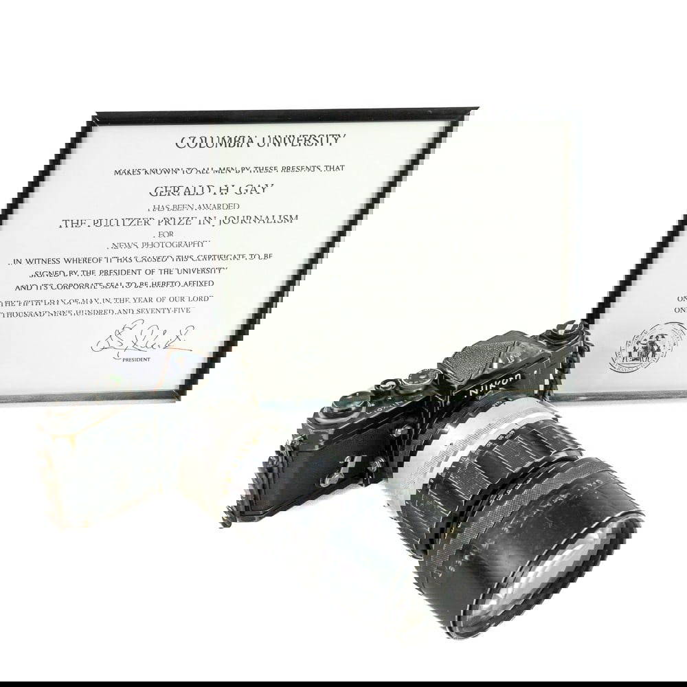 Nikon F 35 Mm Camera With Pulitzer Prize History Auction
