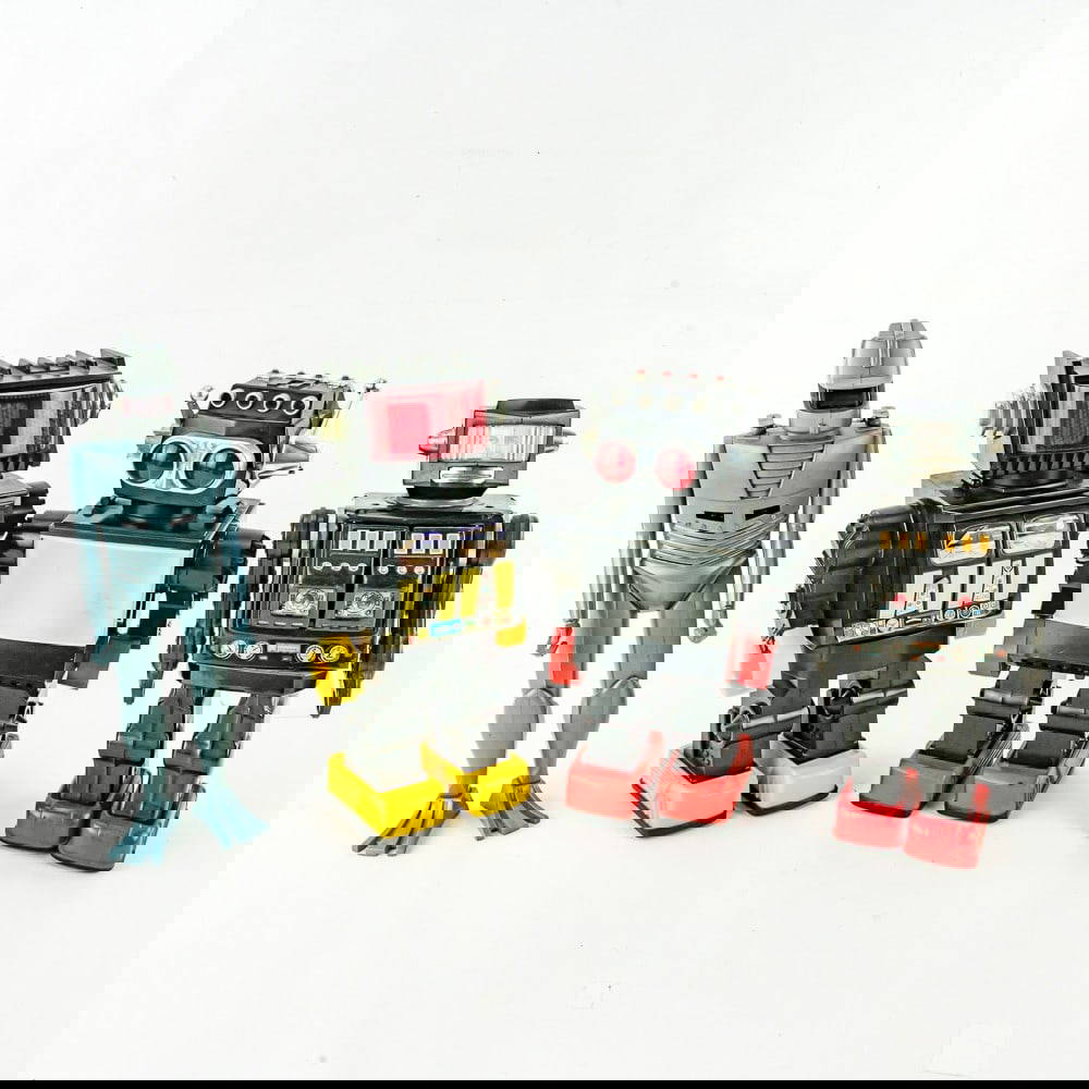 Collection Of (4) Vintage Space Man Toy Robots Auction