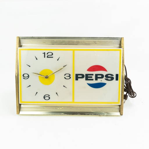 Vintage Lighted Pepsi Clock/sign