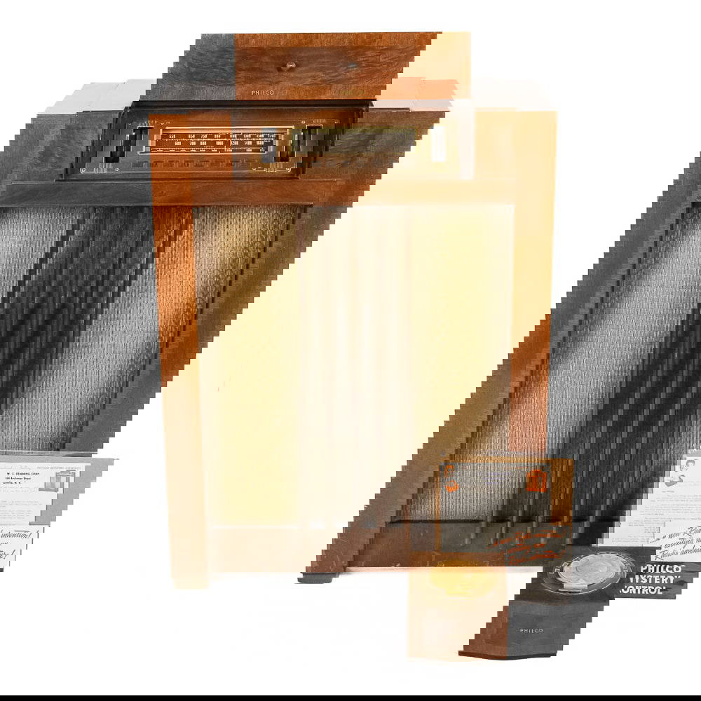 1939 Philco Console Radio Model 39-55 Auction