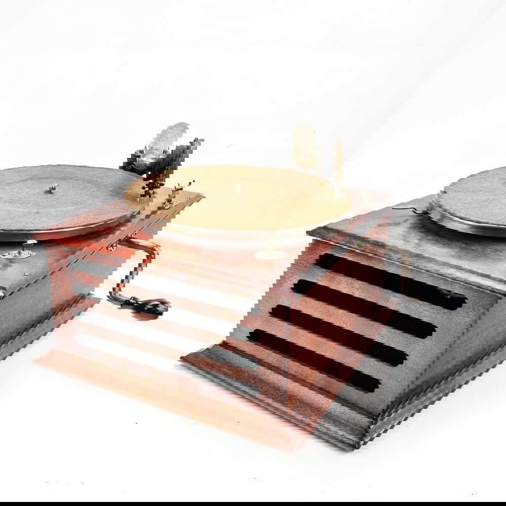 Victor Victrola 1-1 Tabletop Disc Phonograph Auction