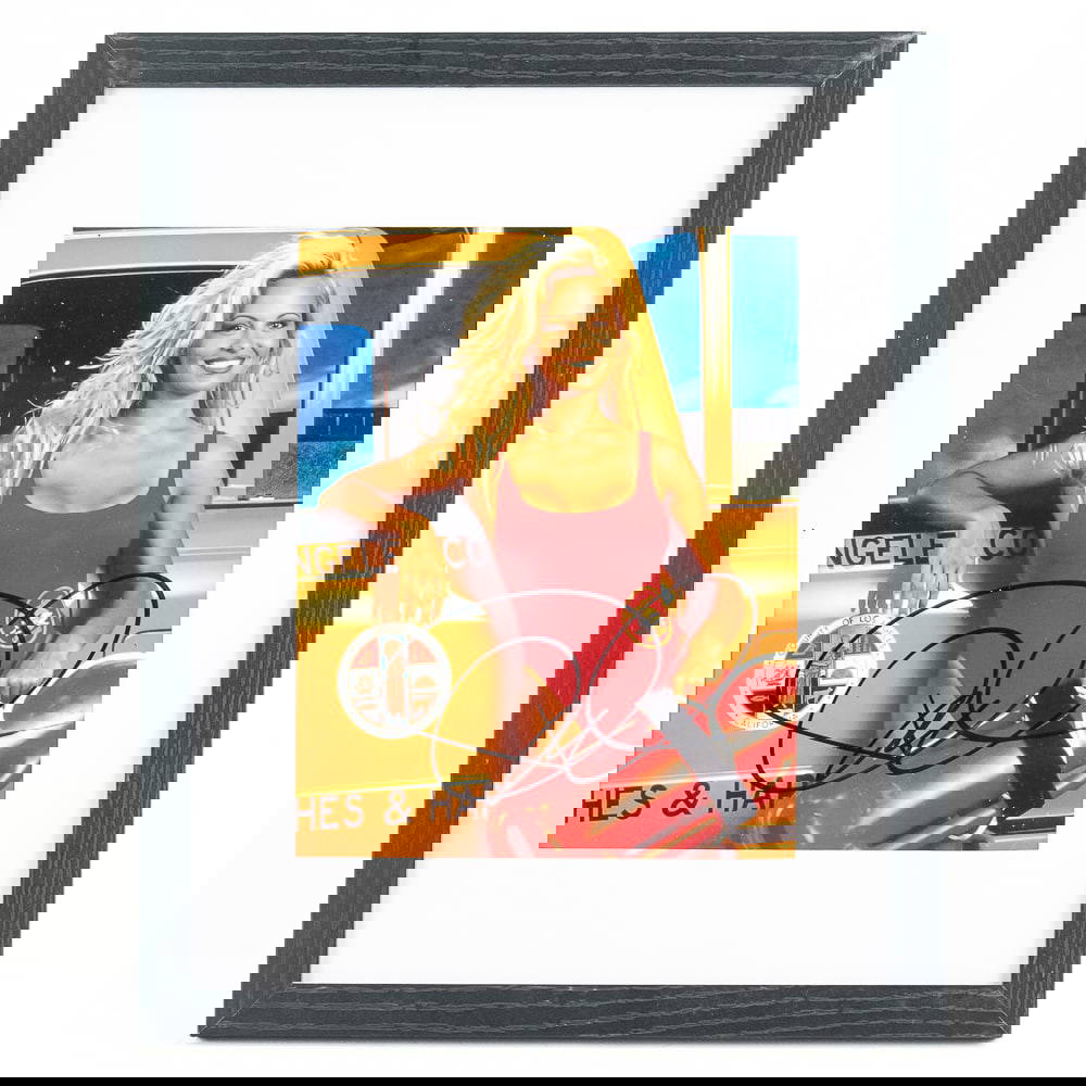 Pamela Anderson Autographed Baywatch Photo W Coa Auction