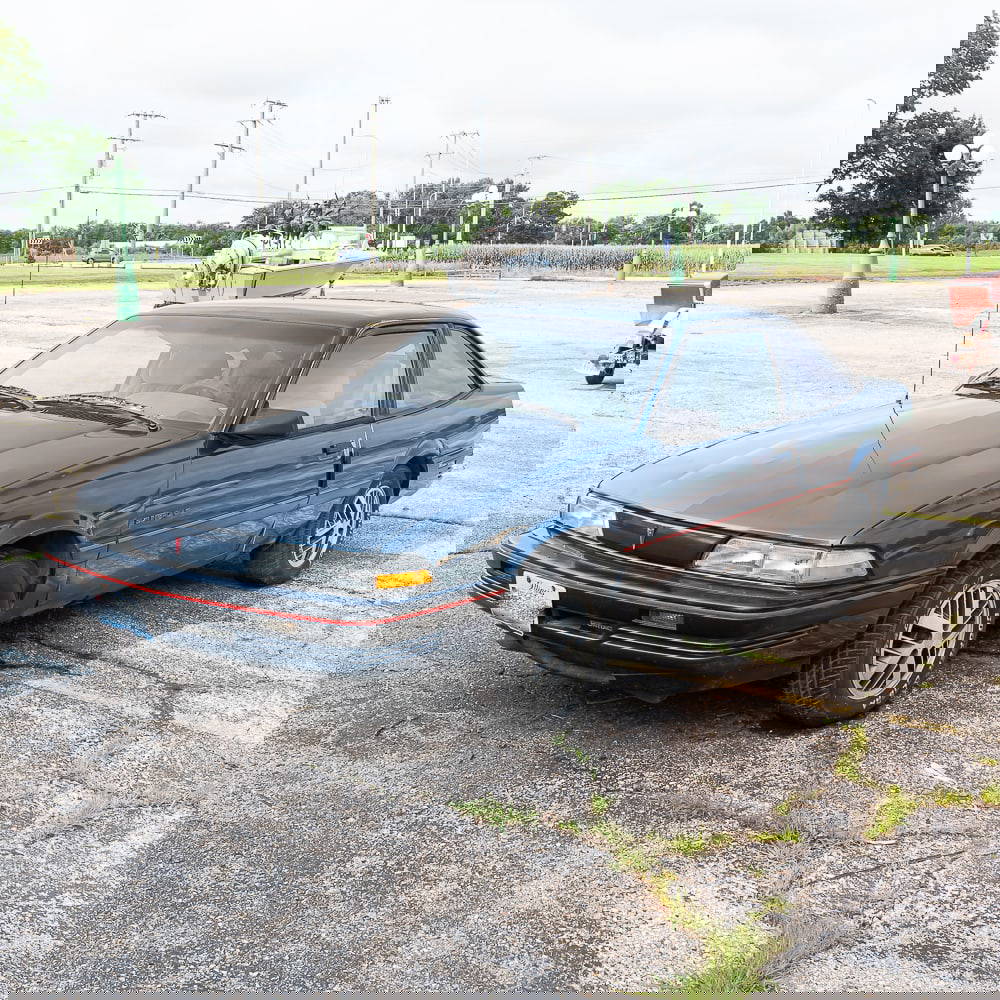 *1991 Pontiac Sunbird L.e. 2-door Auction