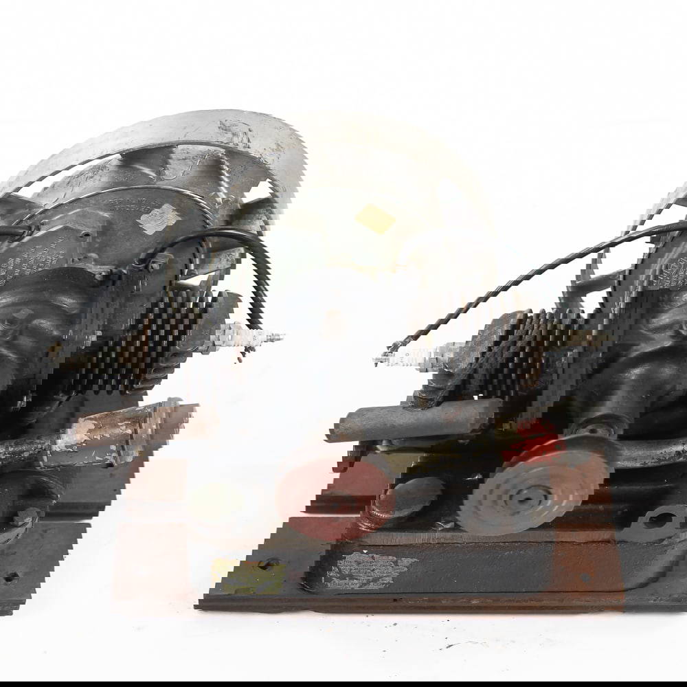 Two Cylinder Maytag Multi Motor Hit & Miss Engine Auction