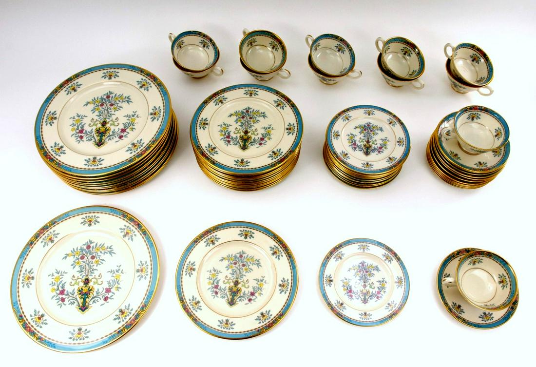 Elegant Blue Tree Lenox China Dinner Set (#0087) on Jan 08, 2022 | Sofe ...