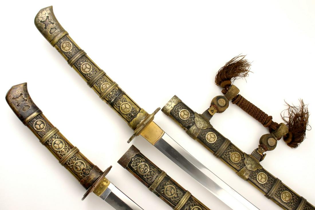 Rare daisho swords in all metal mounts featuring the - Jan 08, 2022 ...