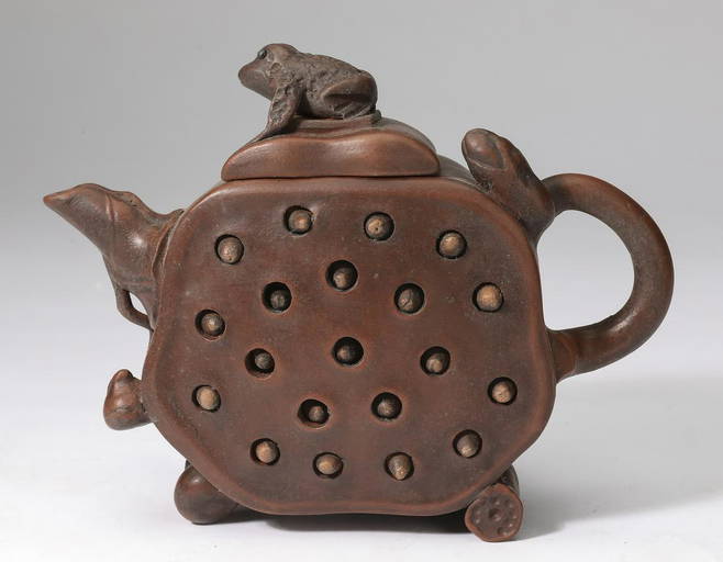 Chinese Yixing Frog & Lotus Pod Teapot
