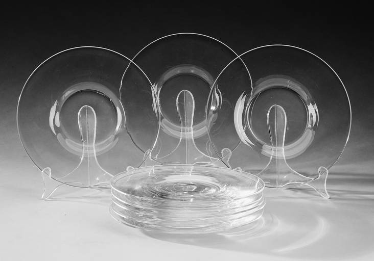 (8) Steuben Art Glass Luncheon Plates