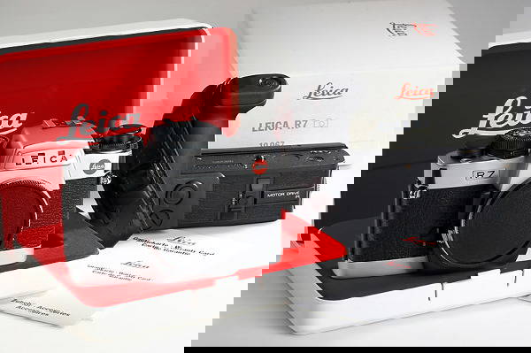 Leica: R7 Chrome