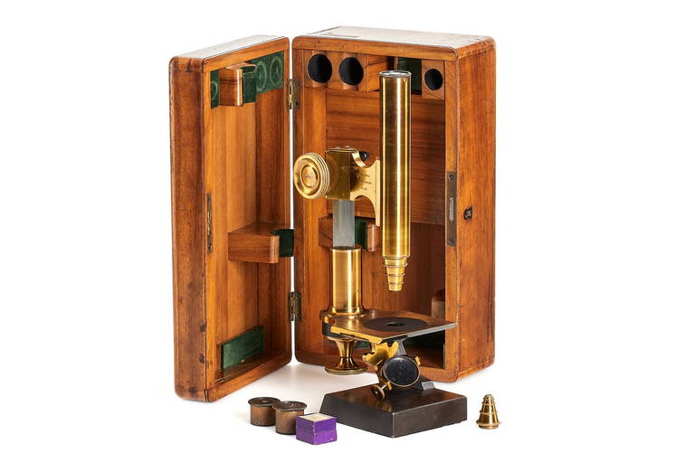 Carl Kellner Medium Microscope No.108