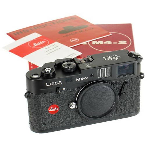 Leica: M4 2 Black Leitz Logo
