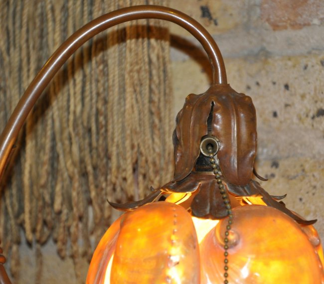 Elizabeth Eaton Burton table lamp, copper : Lot 2