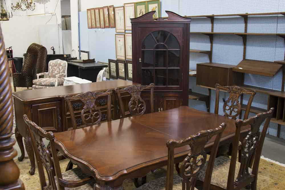 Bernhardt Co Mahogany Dining Room Set