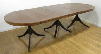 MAHOGANY BANDED PEDESTAL DINING TABLE - Feb 26, 2017 | Westport Auction ...