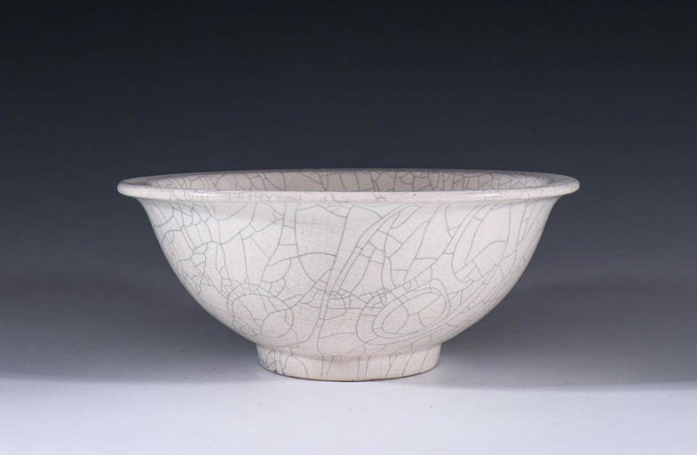 Geyou Carved Bowl