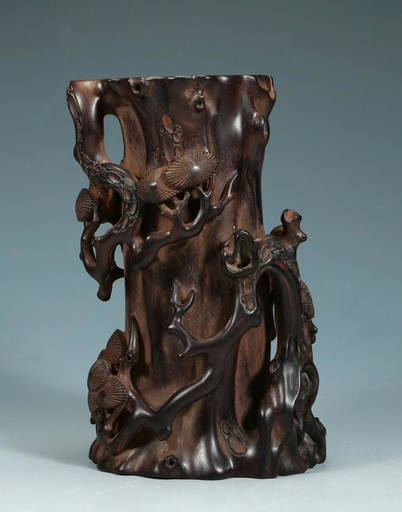 ZITAN WOOD CARVED TREE STUMP STYLE VASE - Mar 29, 2022 | Empire Auction ...