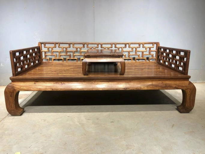 HUANGHUALI WOOD CARVED ARHAT BED (#0199) on Jun 21, 2022 | Empire ...