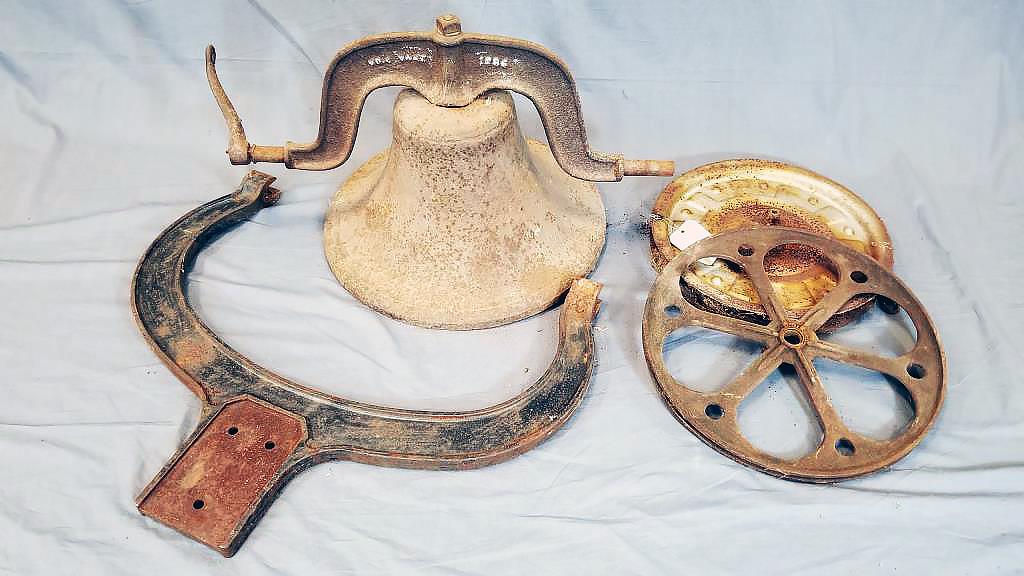 No.4 Cast Iron School Bell 1886